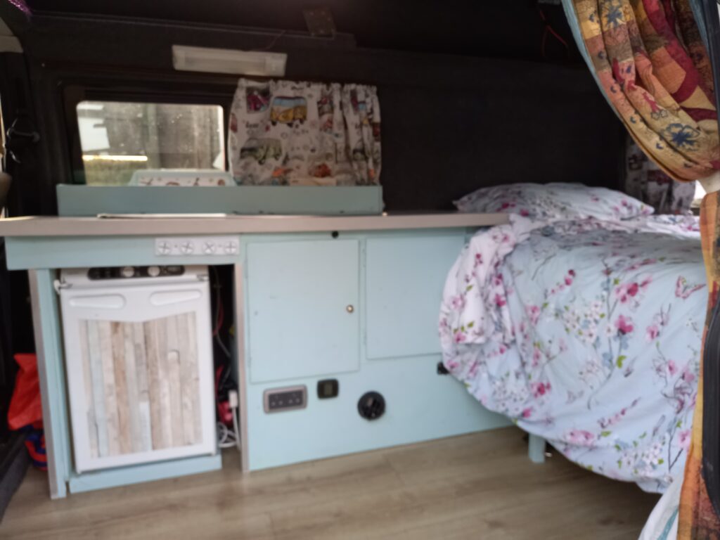 VW T4 Transporter campervan High Top Short wheel base SWB solar panels ...