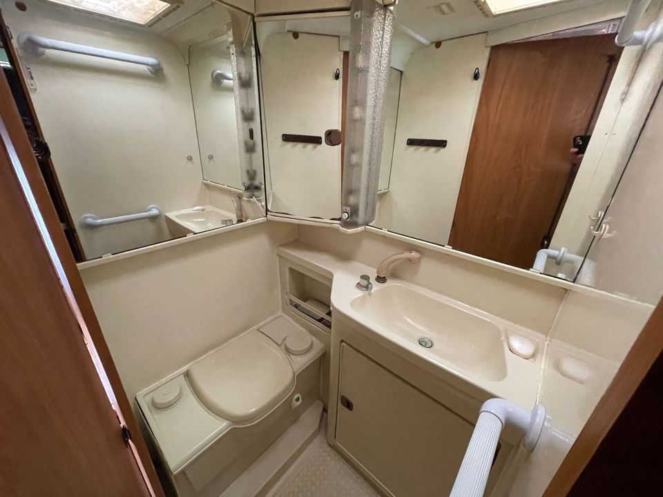 Freebird - Hymer / Ford Camper | Quirky Campers