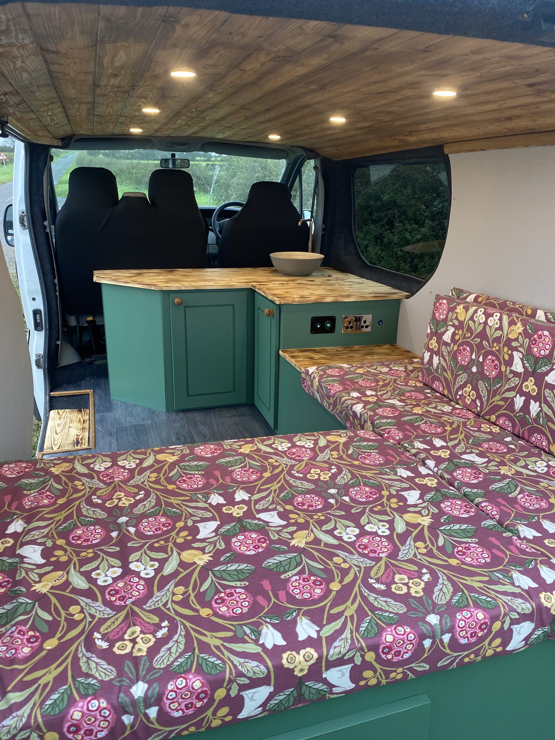 **PRICED FOR QUICK SALE** LOVELY LITTLE CAMPERVAN | Quirky Campers
