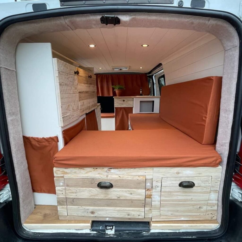Frida - 2013 Citroen Dispatch Converted Camper | Quirky Campers