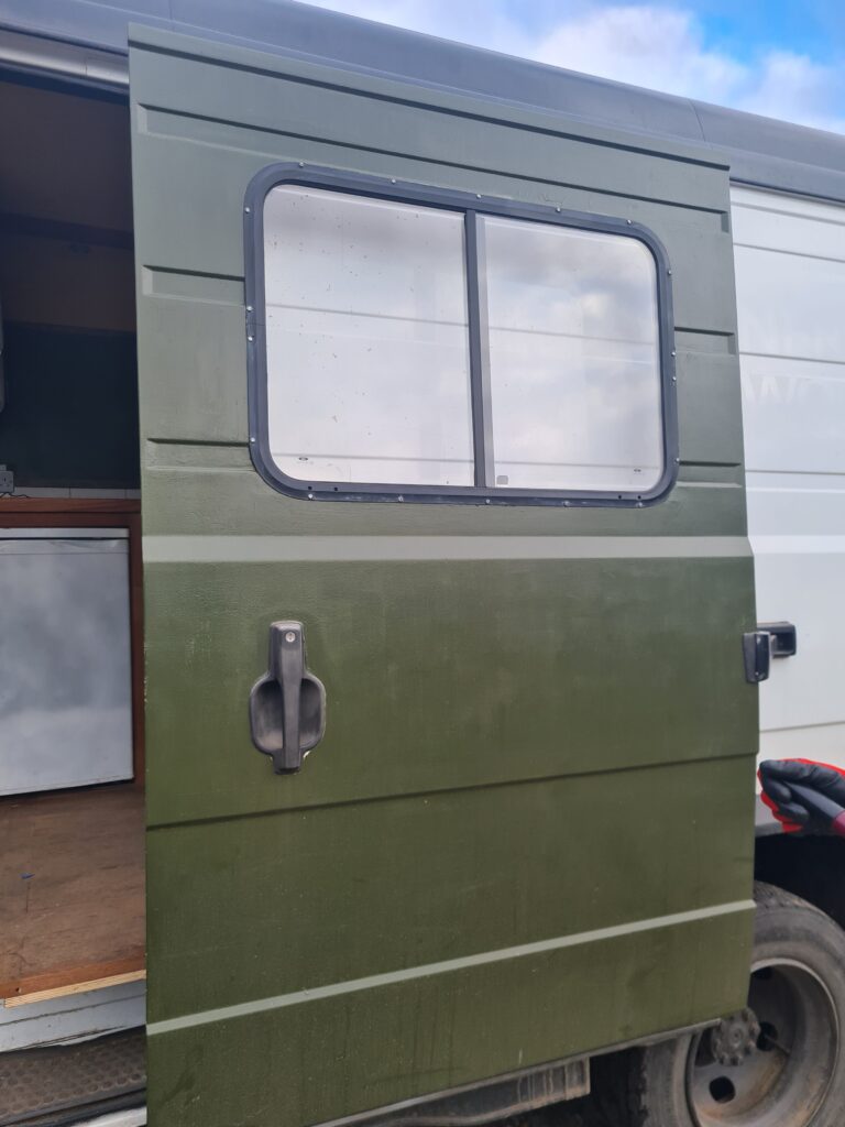 Mercedes Benz Vario 814d Off Grid Home Ready To Go | Quirky Campers