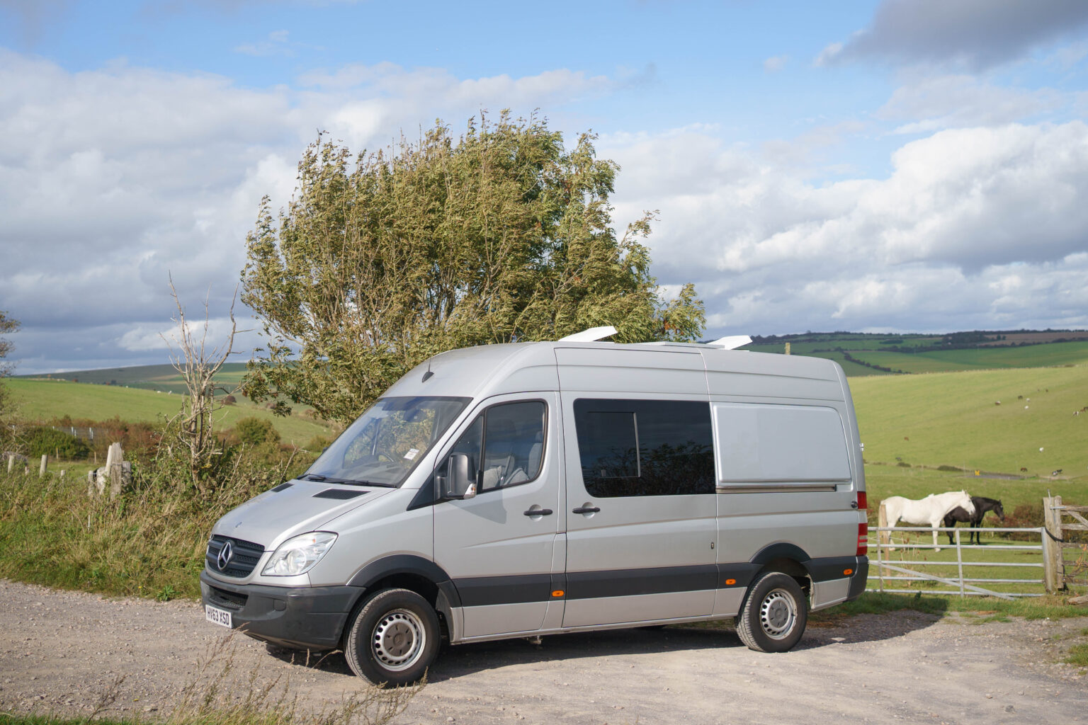 NEWLY CONVERTED MWB SPRINTER VAN - A/C, FSH, OFF-GRID Beautiful ...