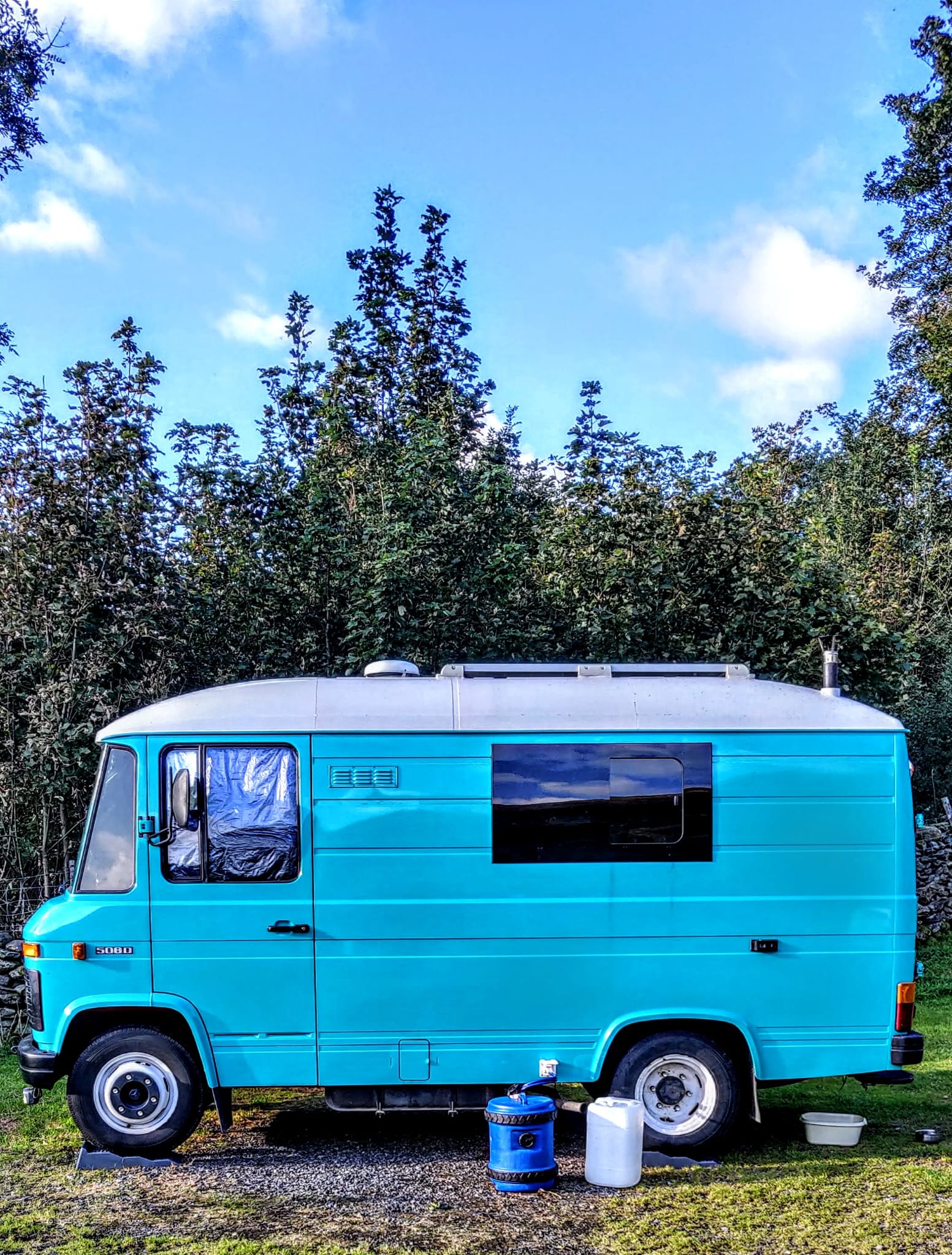 Mercedes 508D - Immaculate paint - 15000 miles from new - | Quirky Campers