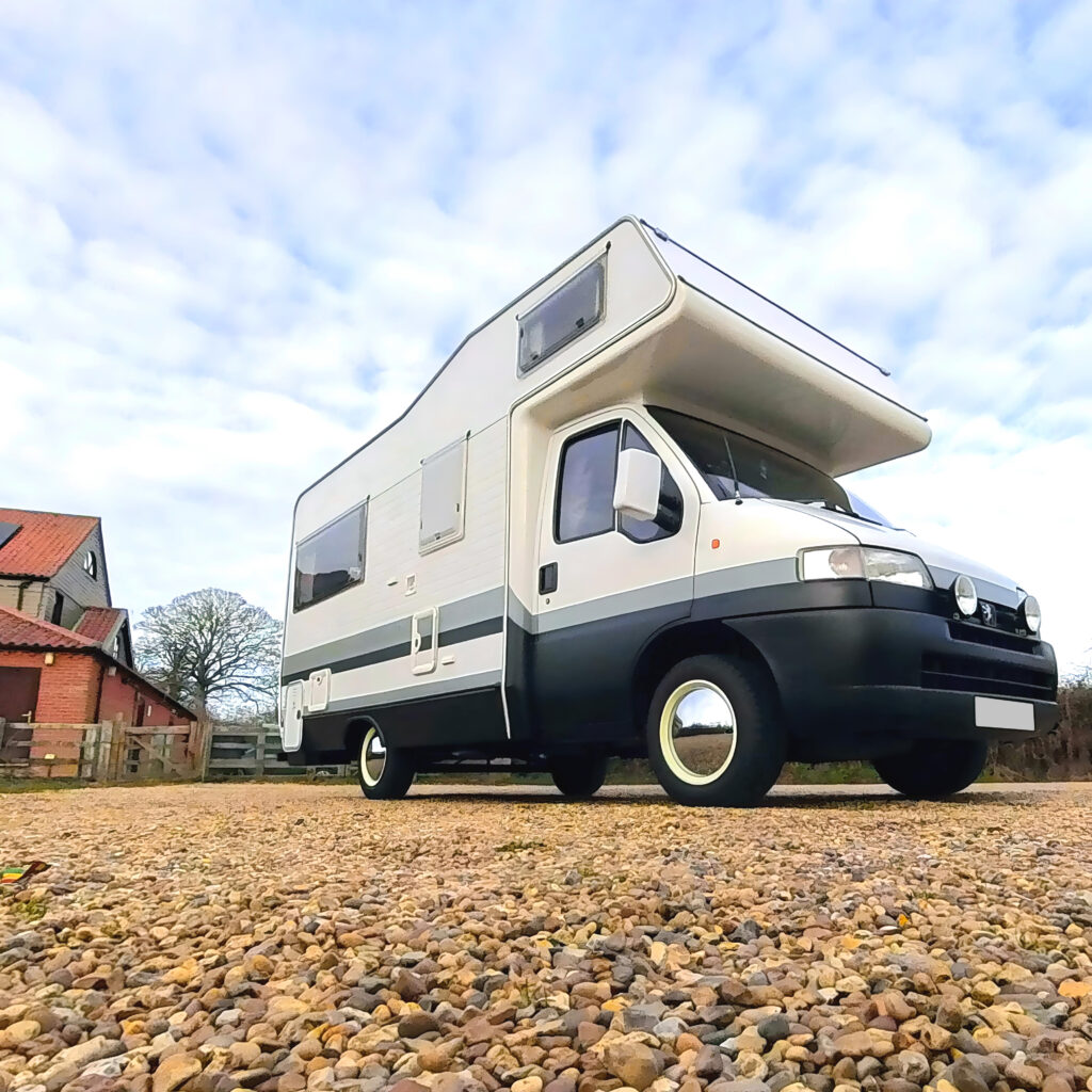 Stylish Motorhome, Huge U-Shaped Lounge, Full MOT, Easy Drive - Claim ...