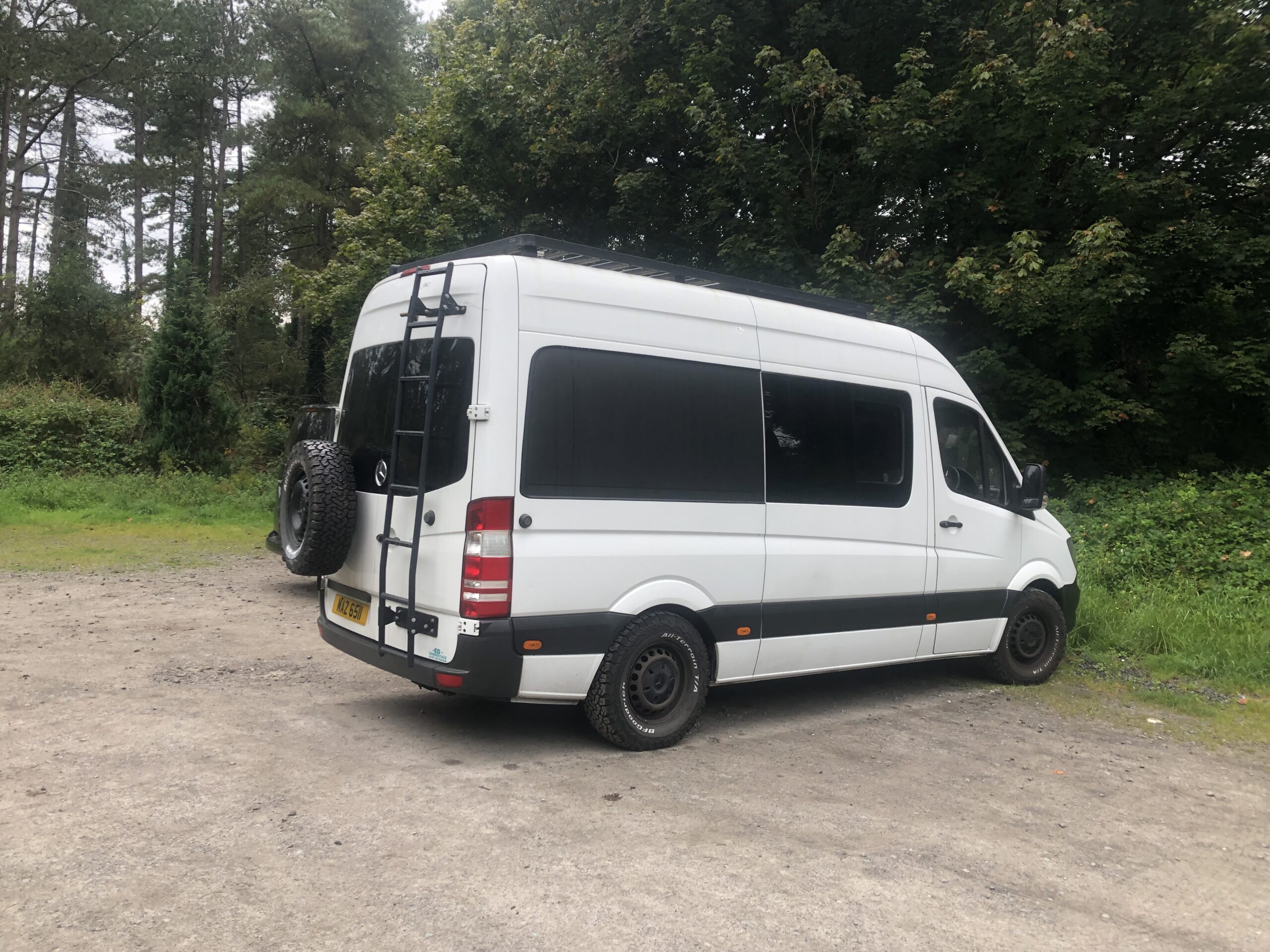 Mercedes sprinter mwb off grid | Quirky Campers