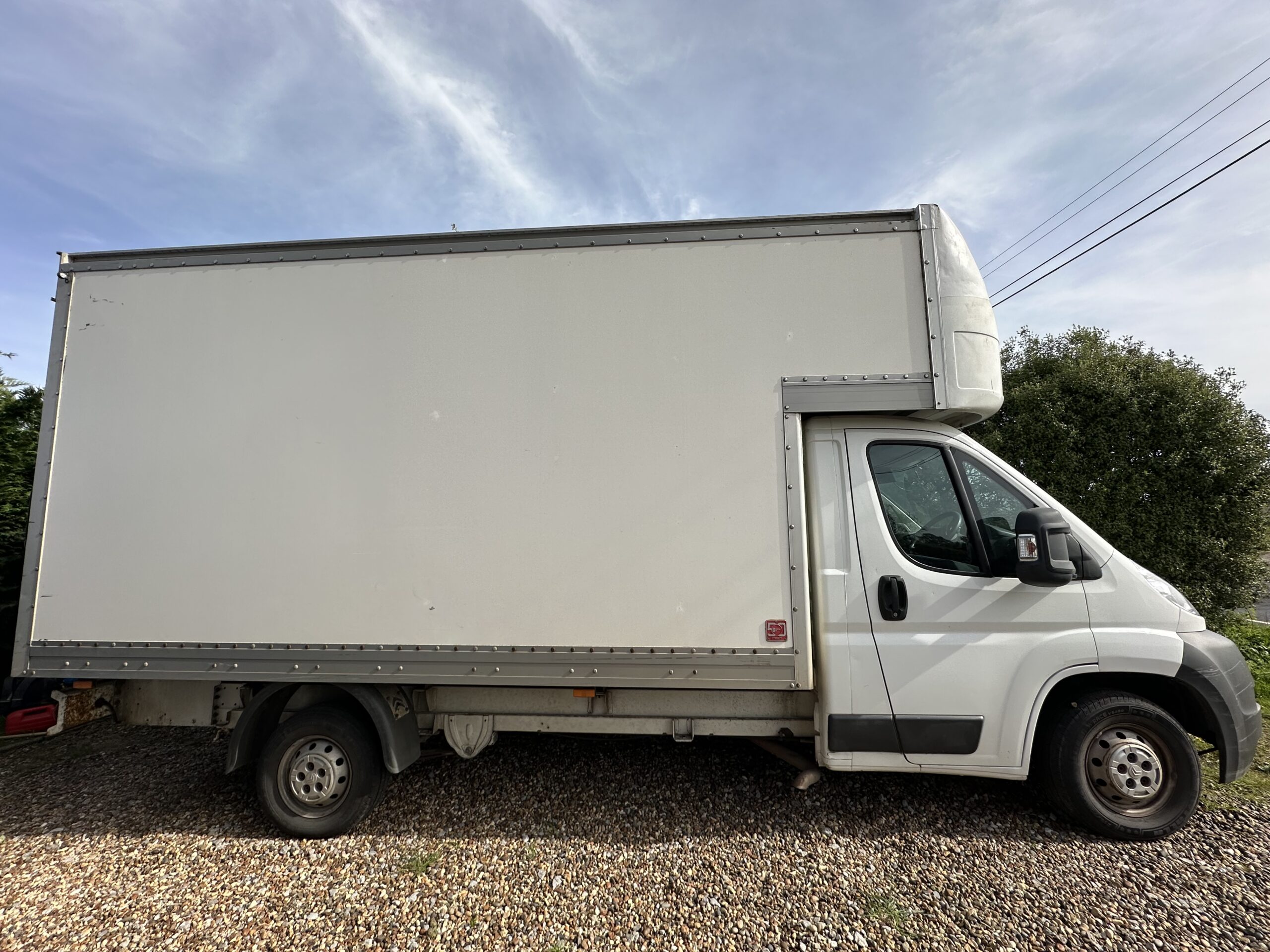 Modern Off-Grid Luton Stealth Conversion. NEW ENGINE AT 98,000 MILES ...