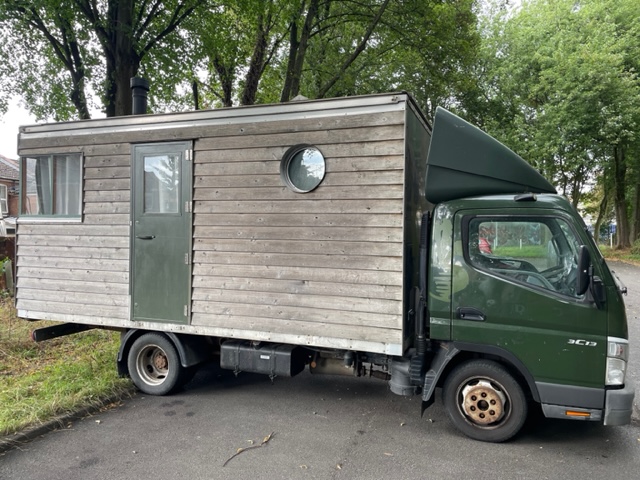 QUICK SALE!! OCCASION! Tiny Home, Big Adventures: Unique and Cozy ...