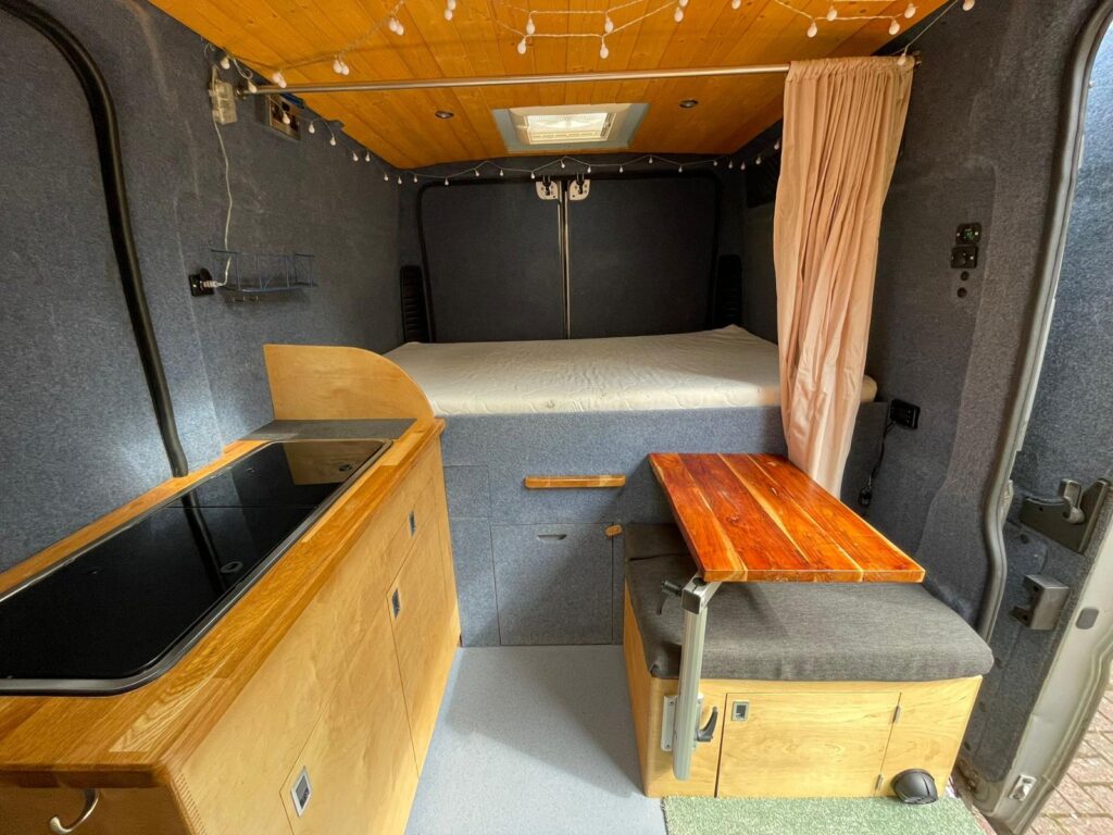 2015 Citroën Relay L2H2 Stealth Camper | Quirky Campers