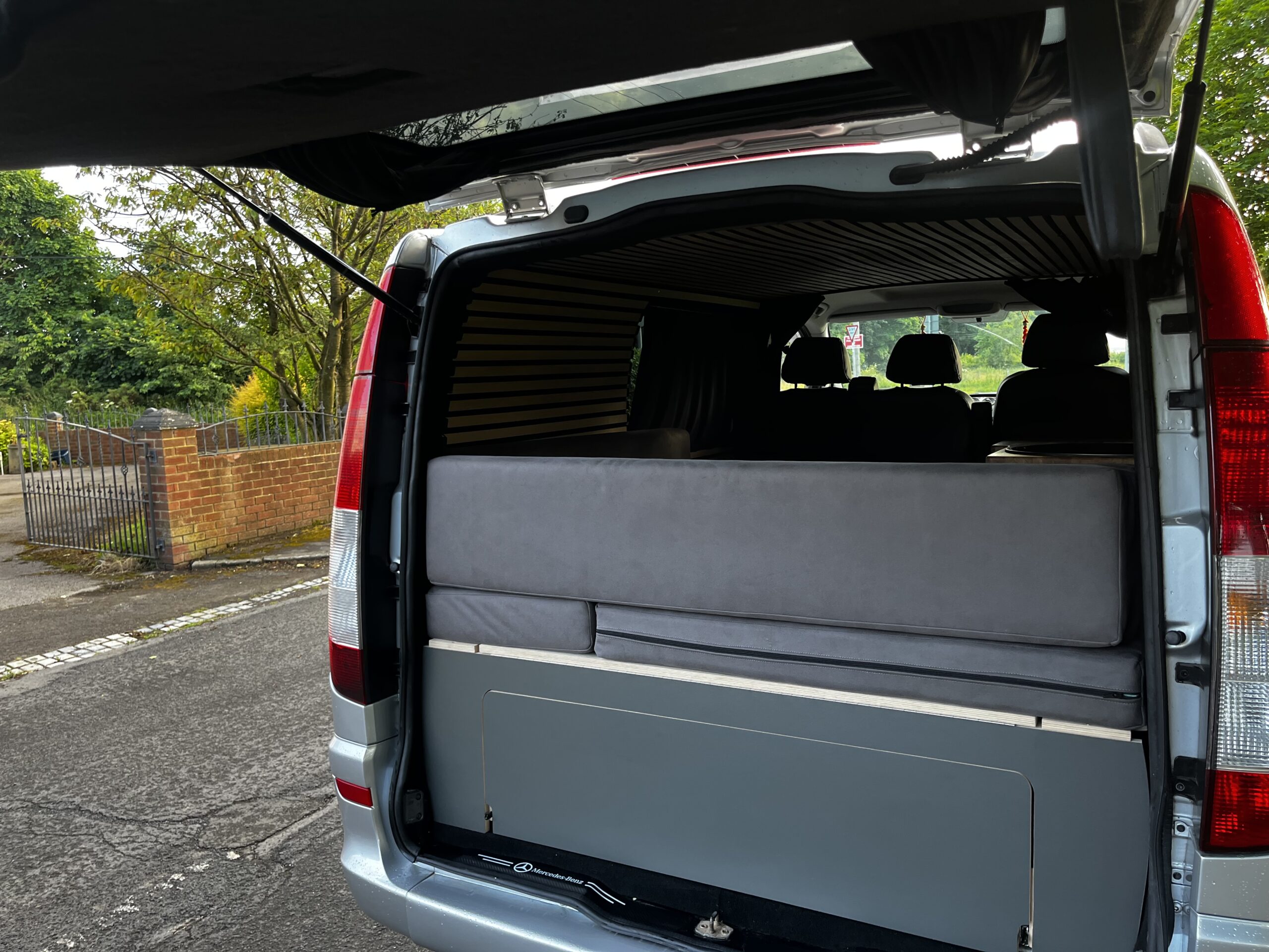 Bespoke Mercedes Vito 113 cdi sport 2 birth camper | Quirky Campers