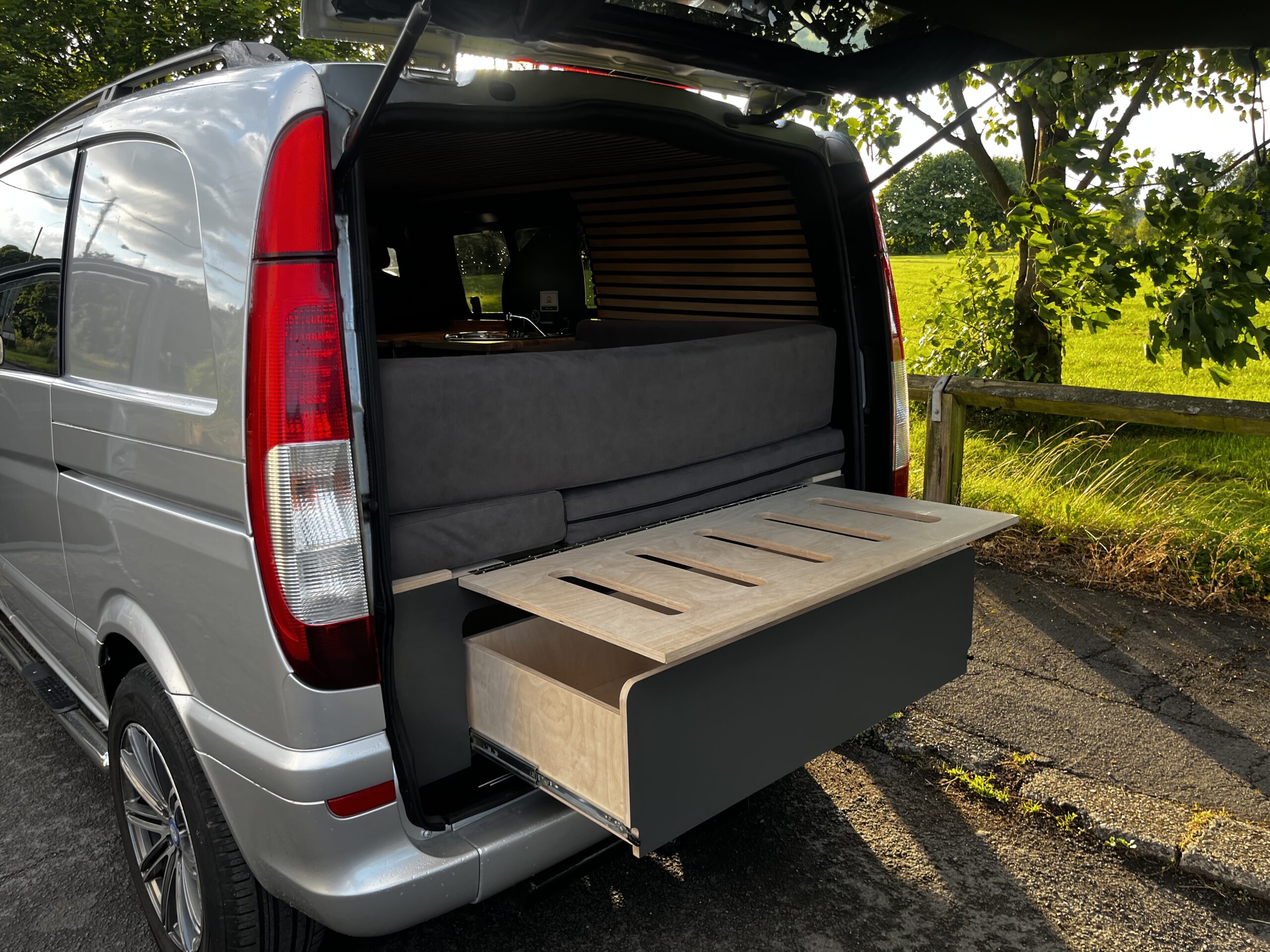 Bespoke Mercedes Vito 113 cdi sport 2 birth camper | Quirky Campers