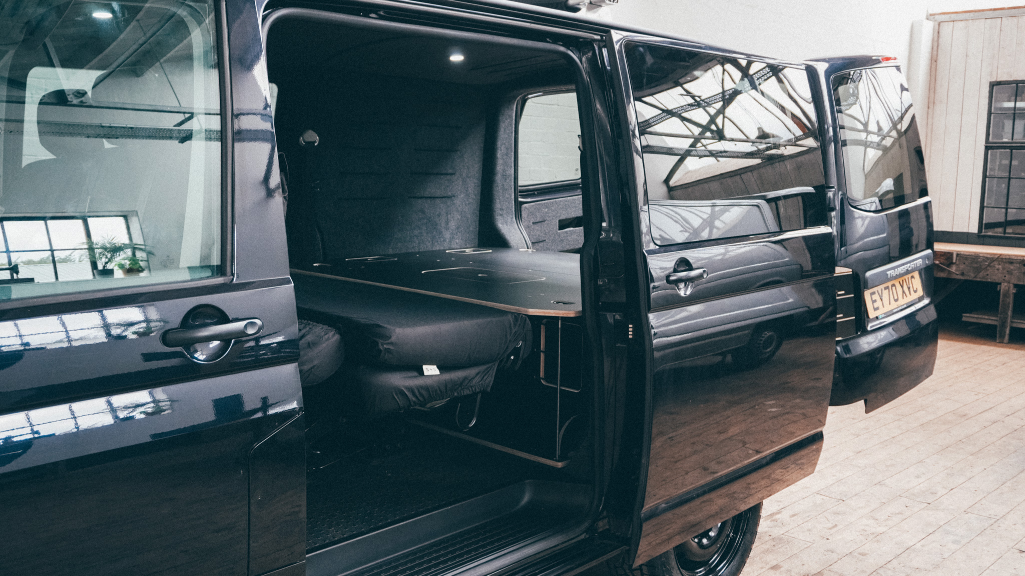 STITCHES + STEEL Converted Kombi Dayvan / Campervan Swamper VW T6.1 ...