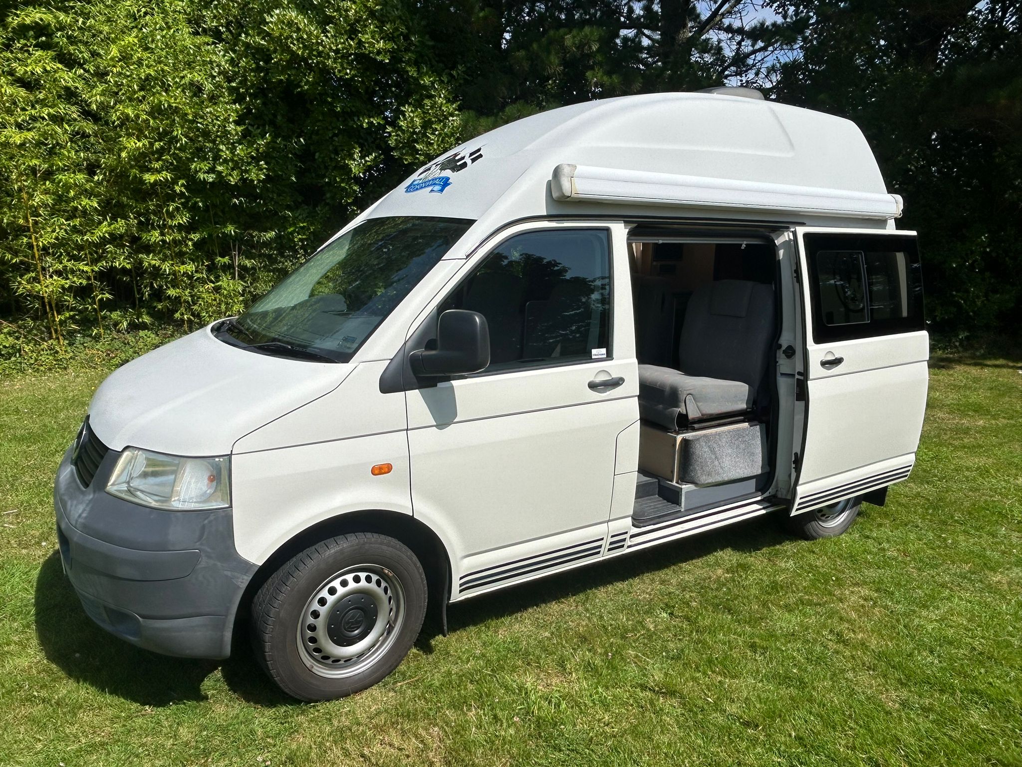 VW Transporter T32 2 Berth 4 Belt Campervan For Sale | Quirky Campers