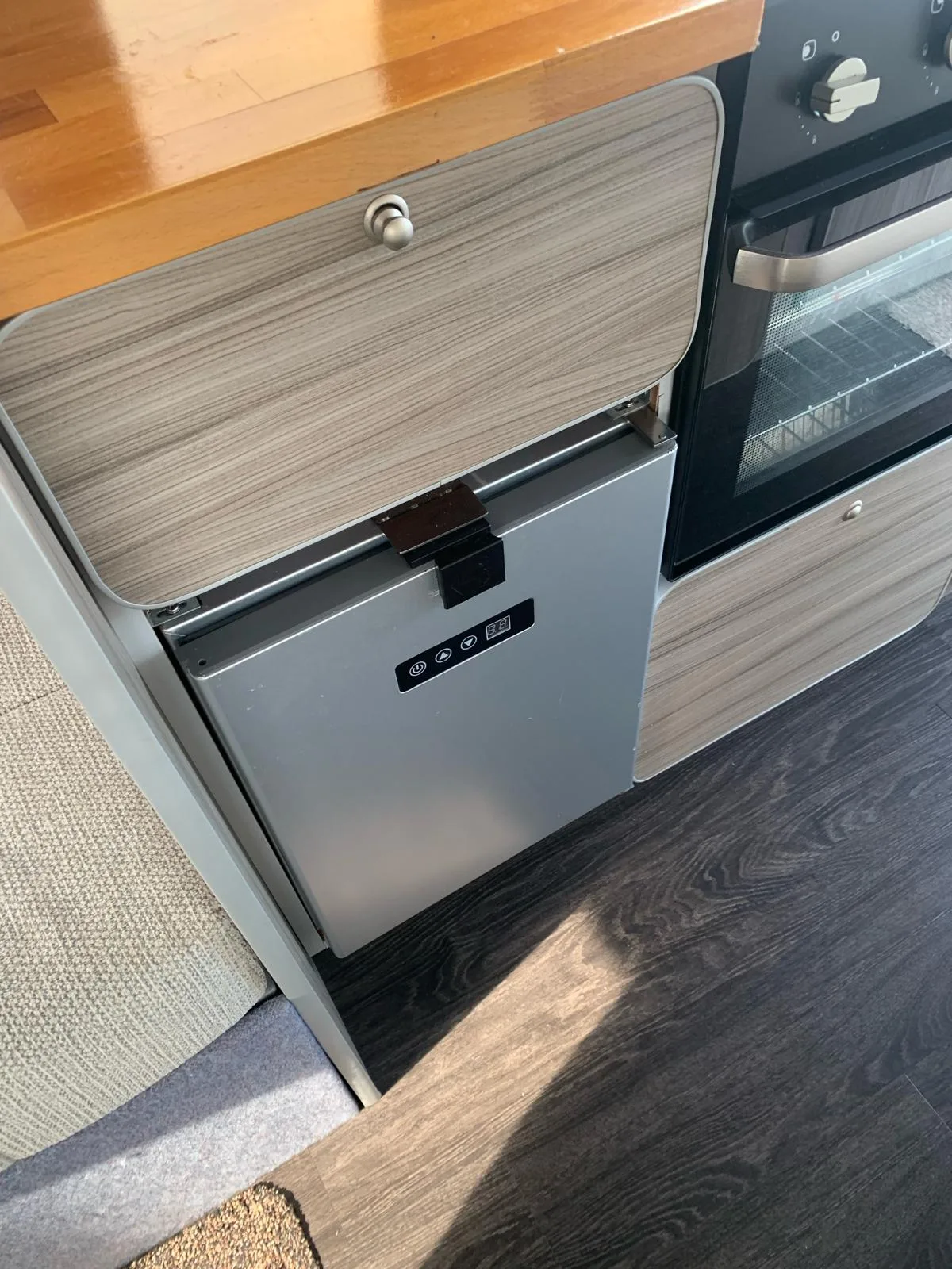 Mercedes Sprinter Off Grid-Ex Riot Van | Quirky Campers