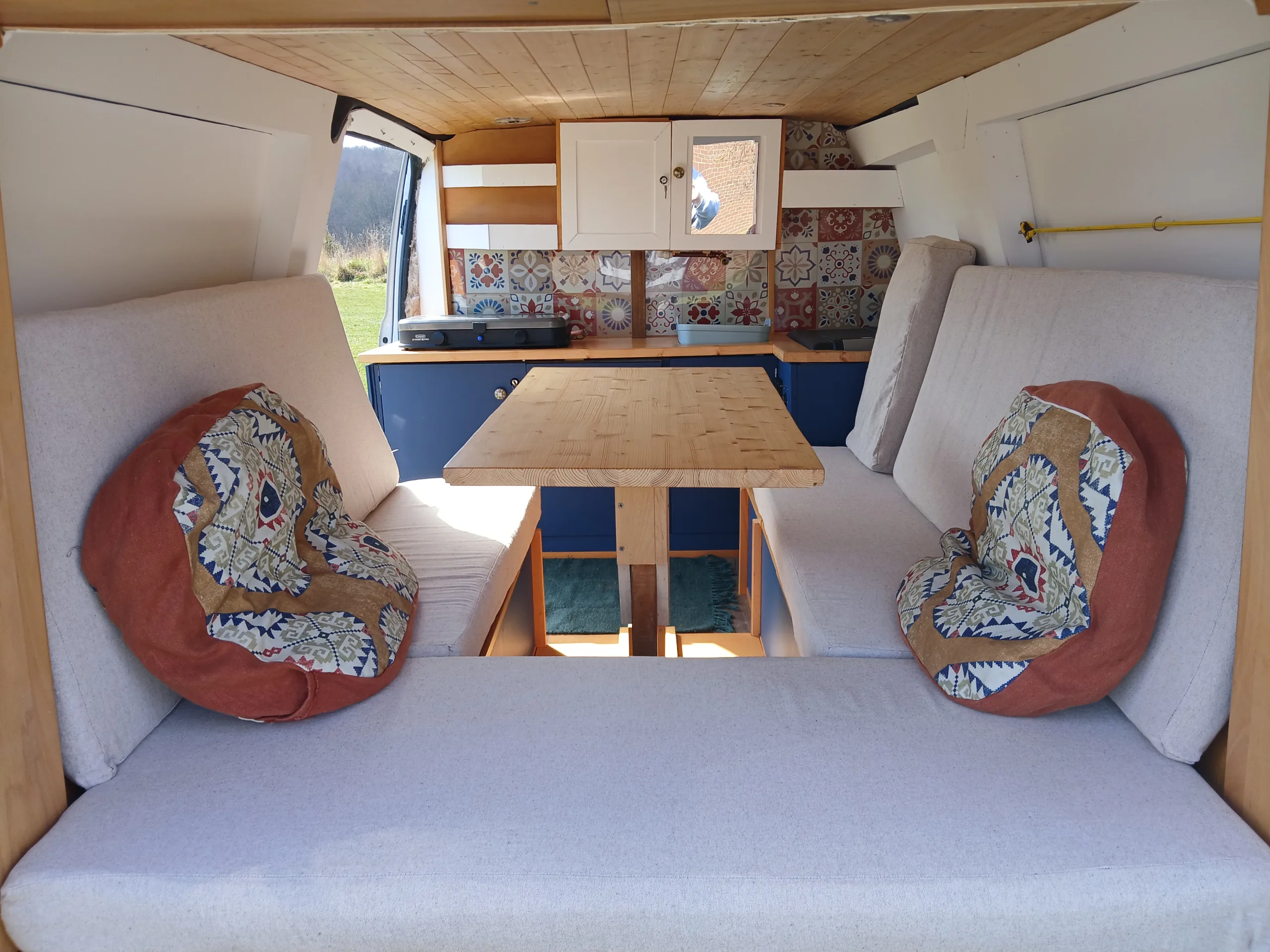 Off-Grid, Stealth Self Build - L2 H1 Ford Transit Custom 2016 | Quirky ...