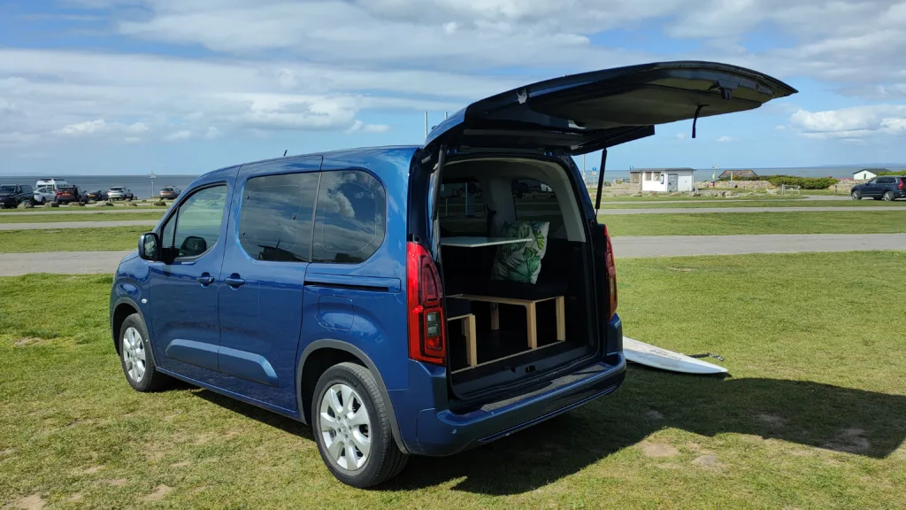 🚐 Vauxhall Combo Life Micro Camper – Low Mileage & Versatile | Quirky ...