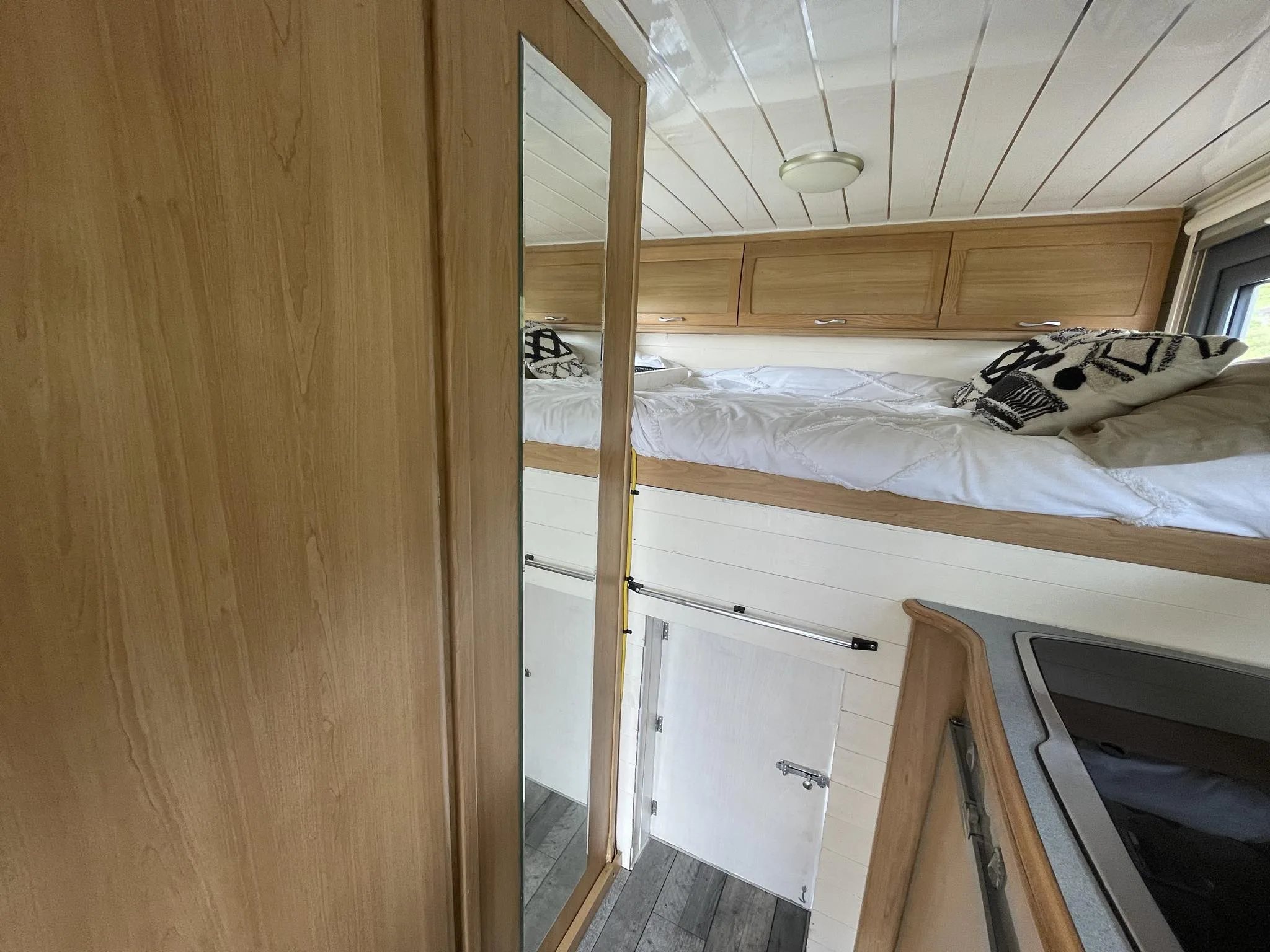 Complete Off Grid HI SPEC Citreon Luton Relay Van ONO | Quirky Campers