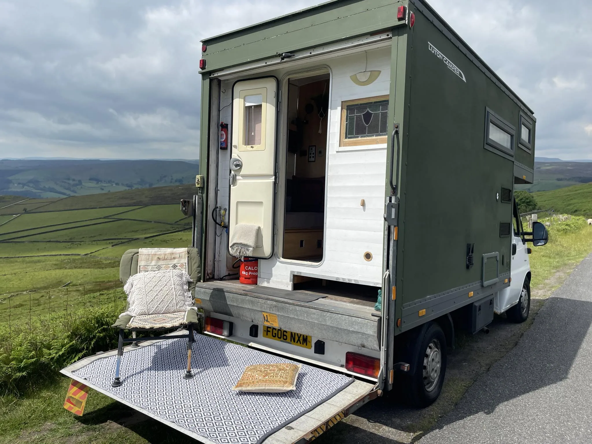 Complete Off Grid HI SPEC Citreon Luton Relay Van ONO | Quirky Campers