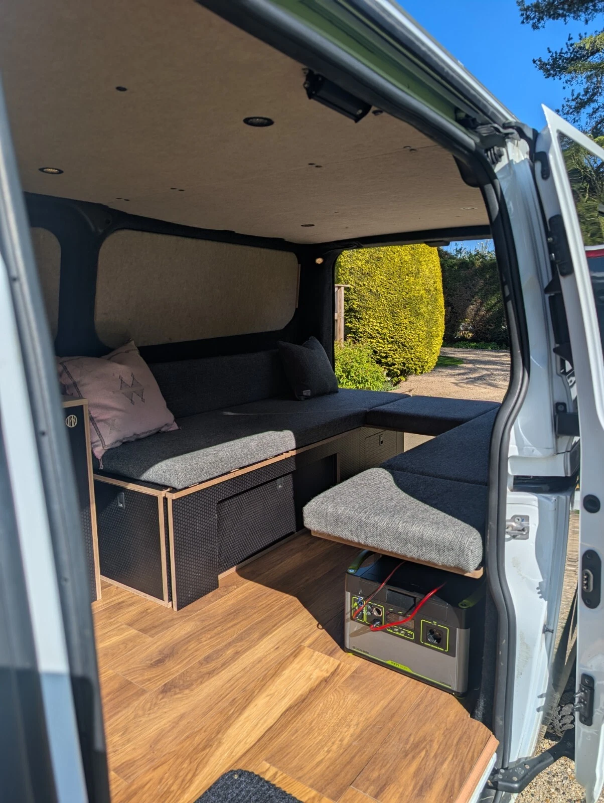 Ford, Transit Custom Camper Conversion, 2019, Manual LWB | Quirky Campers
