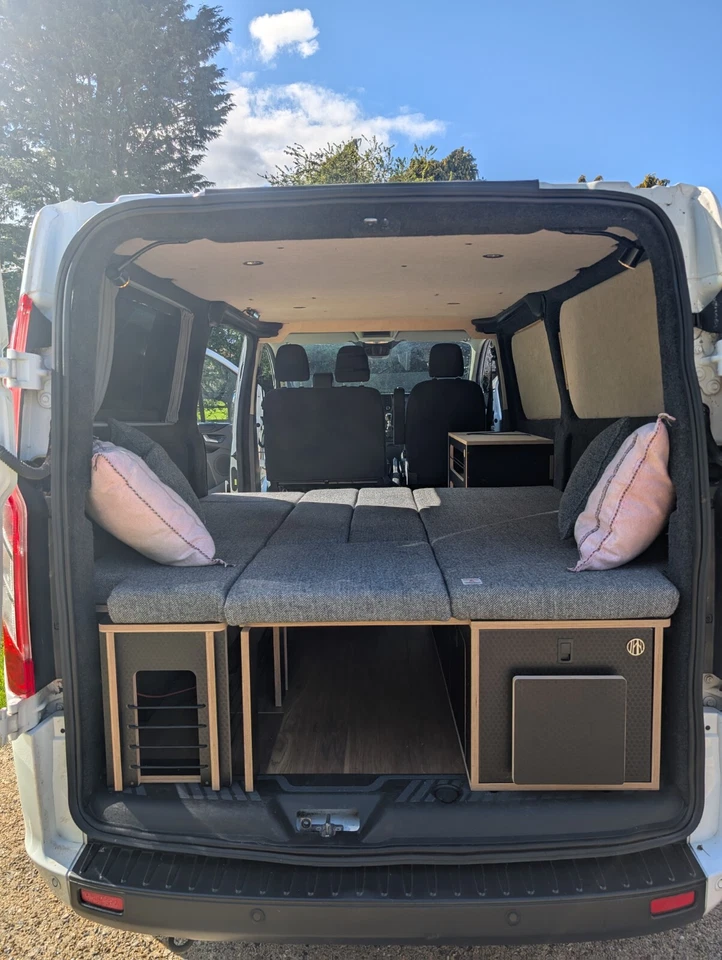 Ford, Transit Custom Camper Conversion, 2019, Manual LWB | Quirky Campers