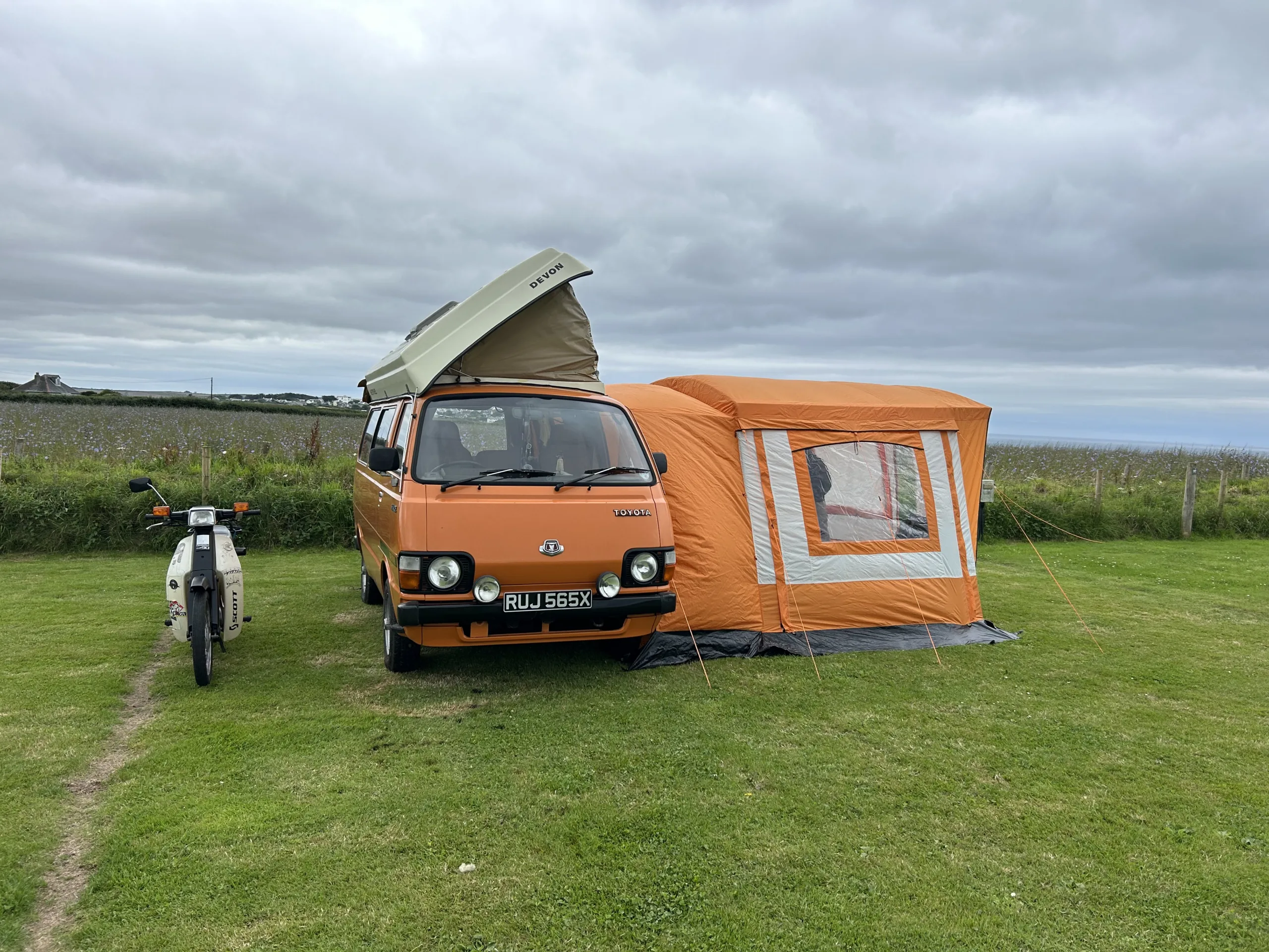 Toyota Hiace Devon camper | Quirky Campers