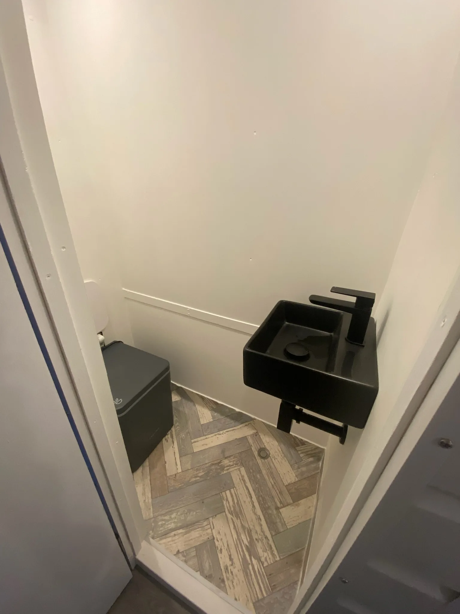 2018 MERCEDES SPRINTER LWB L3 H2 - Off Grid Electric Campervan | Quirky ...